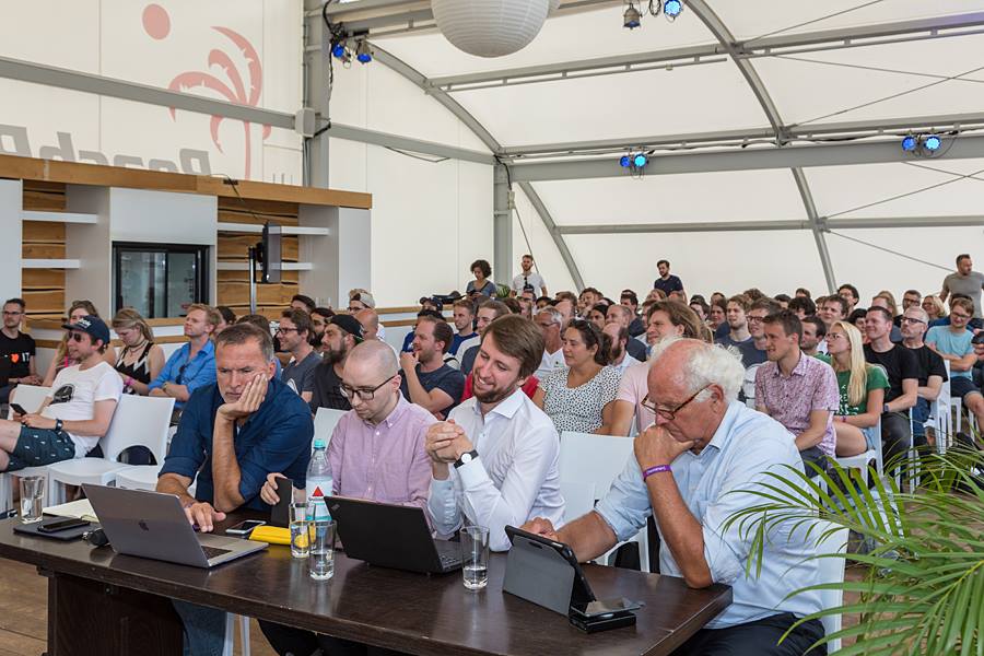 Hackatrain 2018 - Blog for Enablers