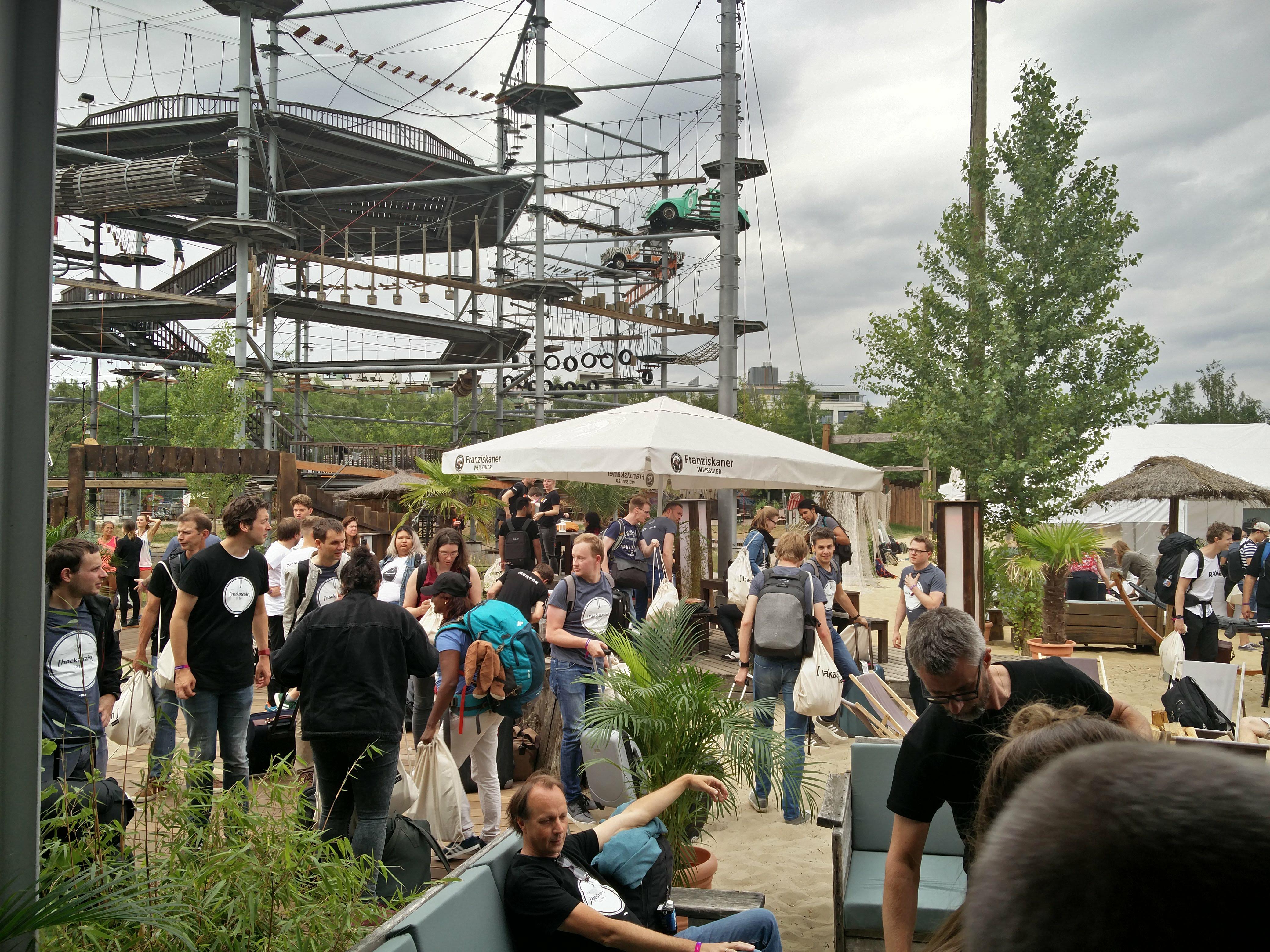 Hackatrain 2018 - Blog for Enablers